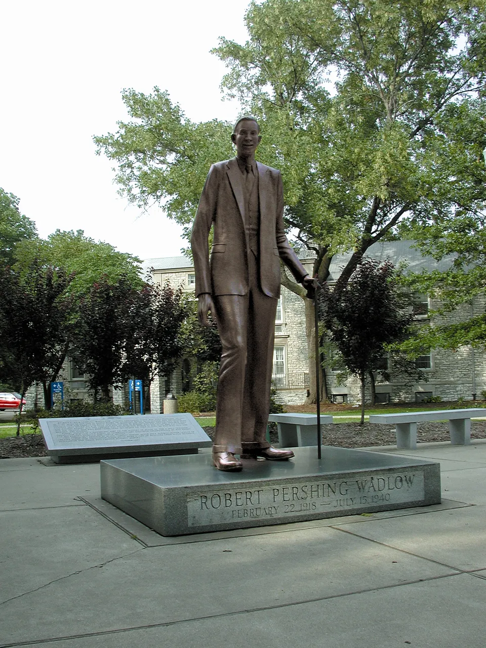 Illinois Office of Tourism Image Library - Robert Wadlow Statue