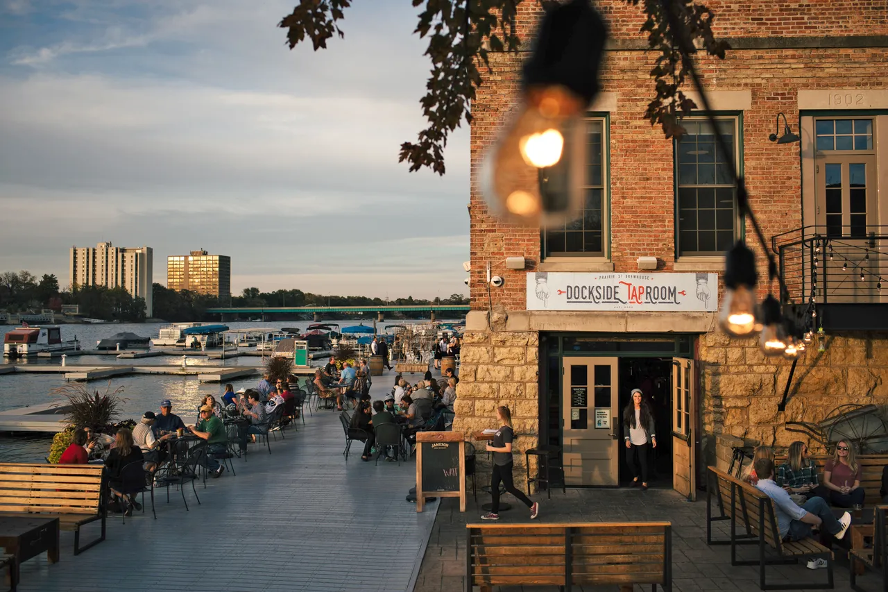 Illinois Office of Tourism Image Library - Prairie Street Brewing_Patio ...